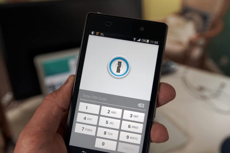 What Happens If You Don’t Provide Your Cellphone Password to Border ...